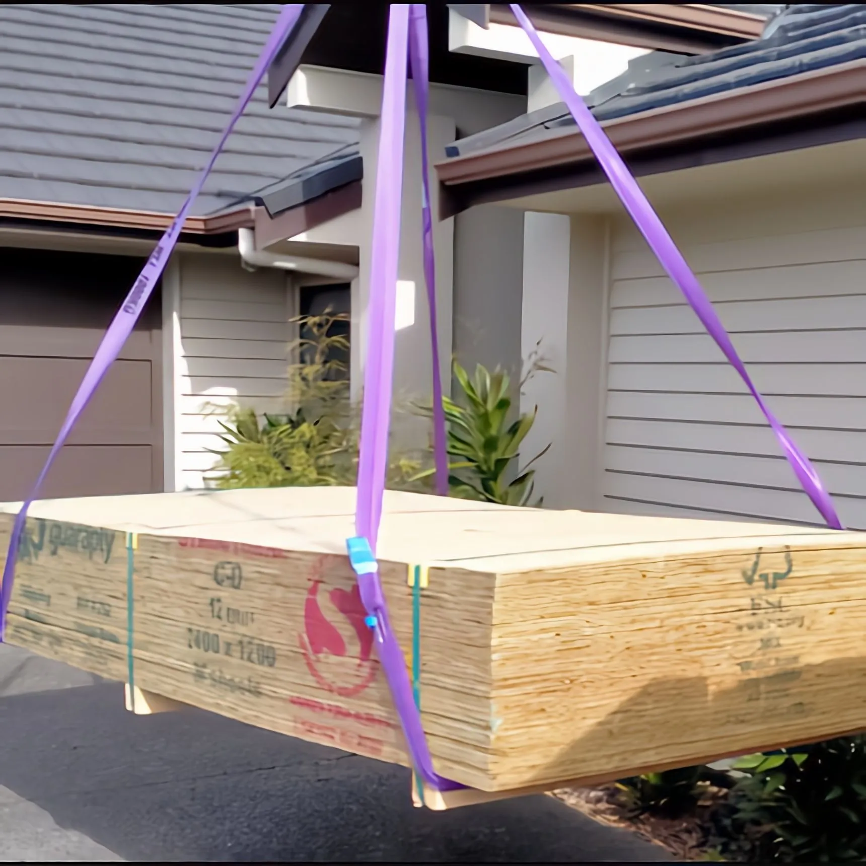 Tauranga Hiabs | Small lift sevices - Little Lifts