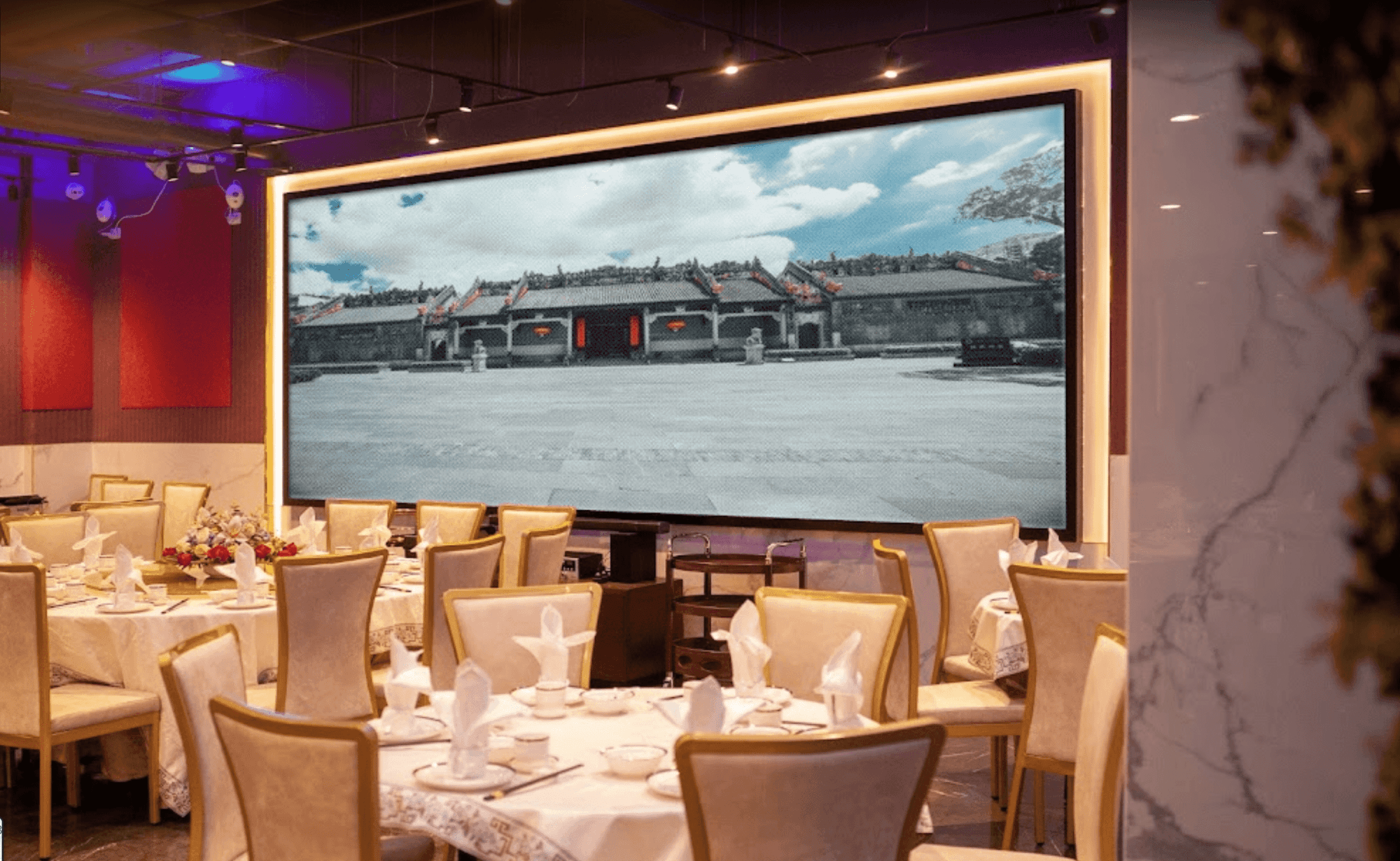 PHOENIX SOARS KITCHEN