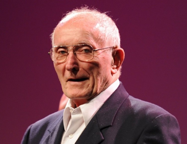 Ward Swingle, a cappella king, sadly dies.