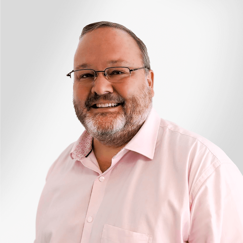 Holley Holland | About us