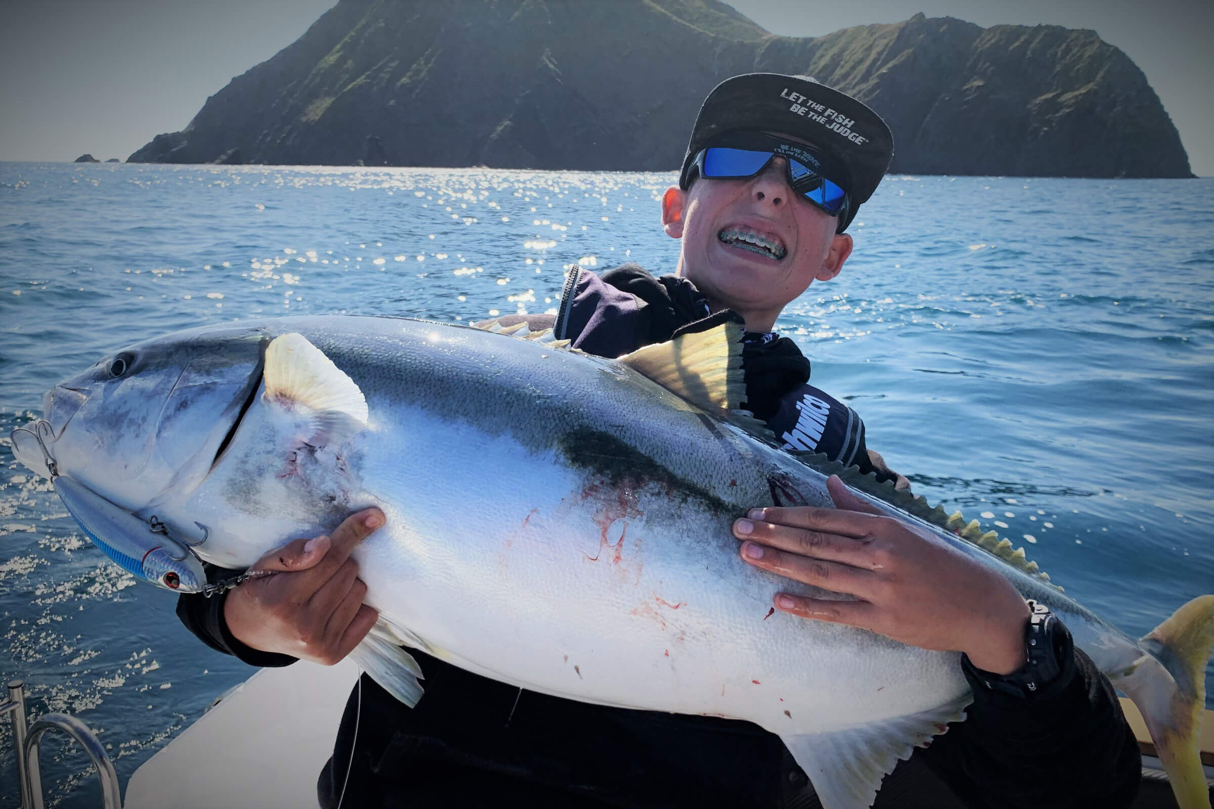 How to smash your PB kingfish on stick baits - NZ Fishing World