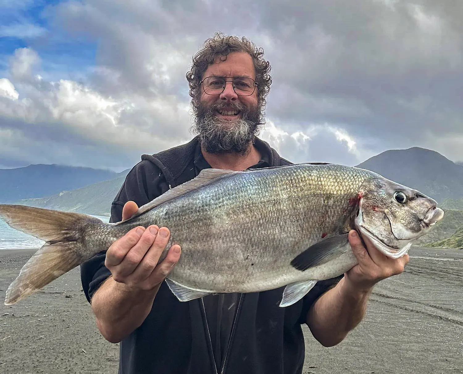 Pete's Surfcasting hints and tips - NZ Fishing World