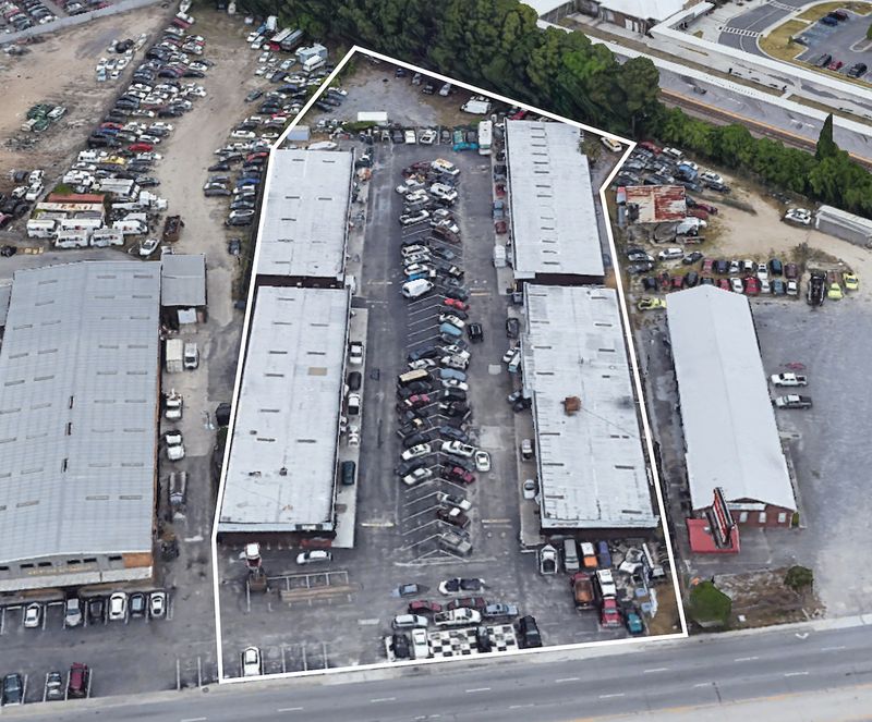 4540 Rivers Ave | Harbor Commercial Partners