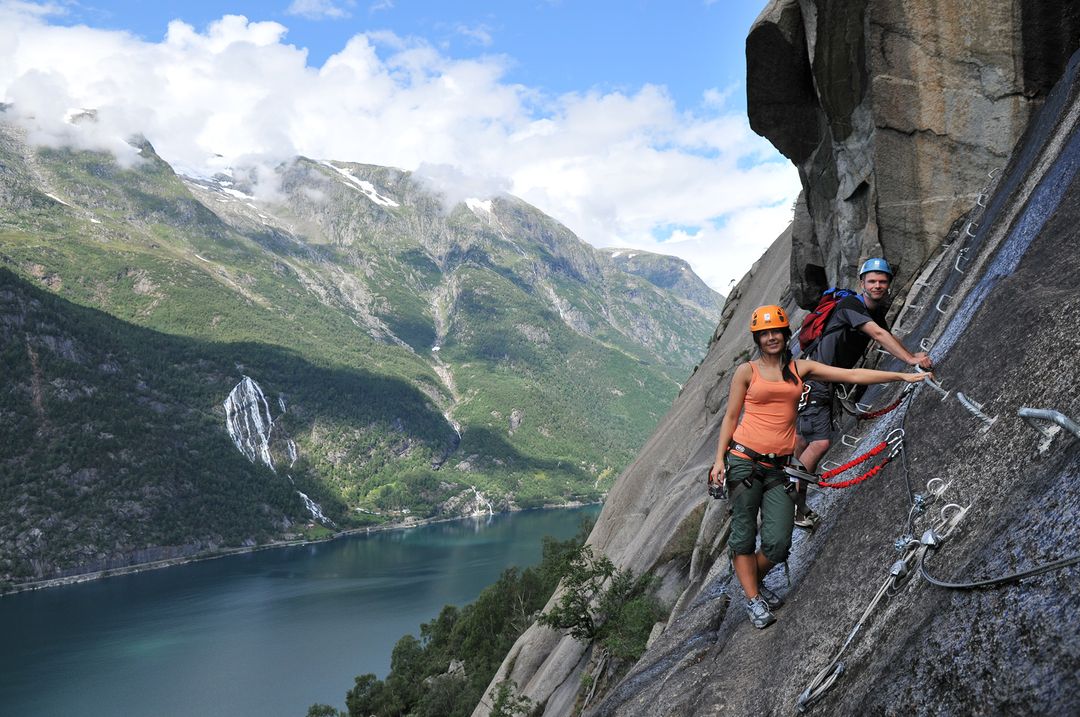 Trolltunga Active – Adventure Experts