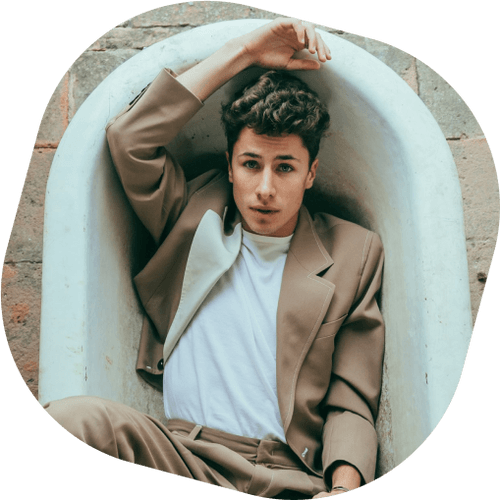 Influur – Global Professional Community for Creators & Brands