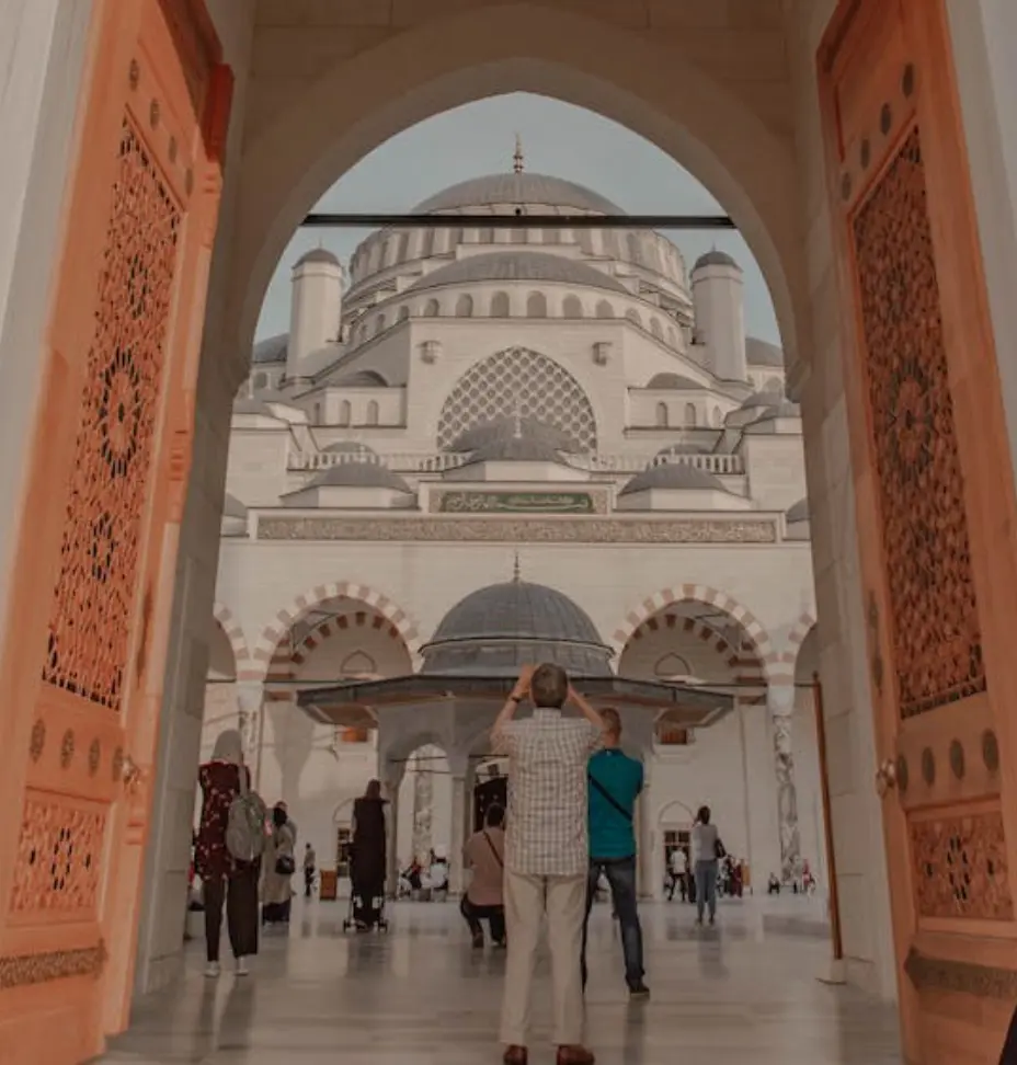 10 Best Platforms for Local Experience Tourism