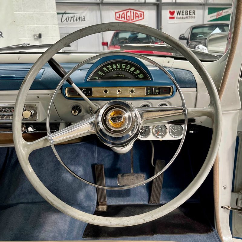 1957-ford-zodiac-mk2-highline-automatic | Montpellier Motorcars