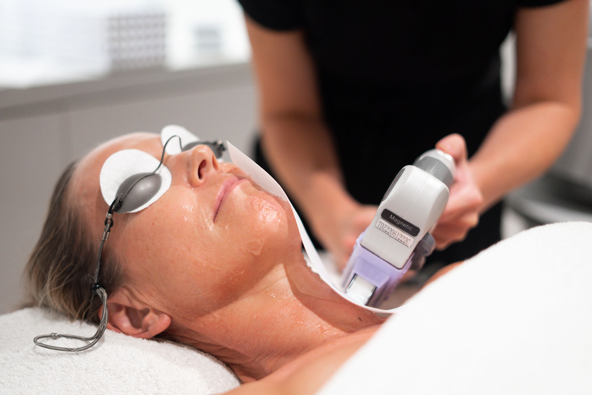 Eclipse 1200 Plus IP Machine | Eclipse Skin Technology