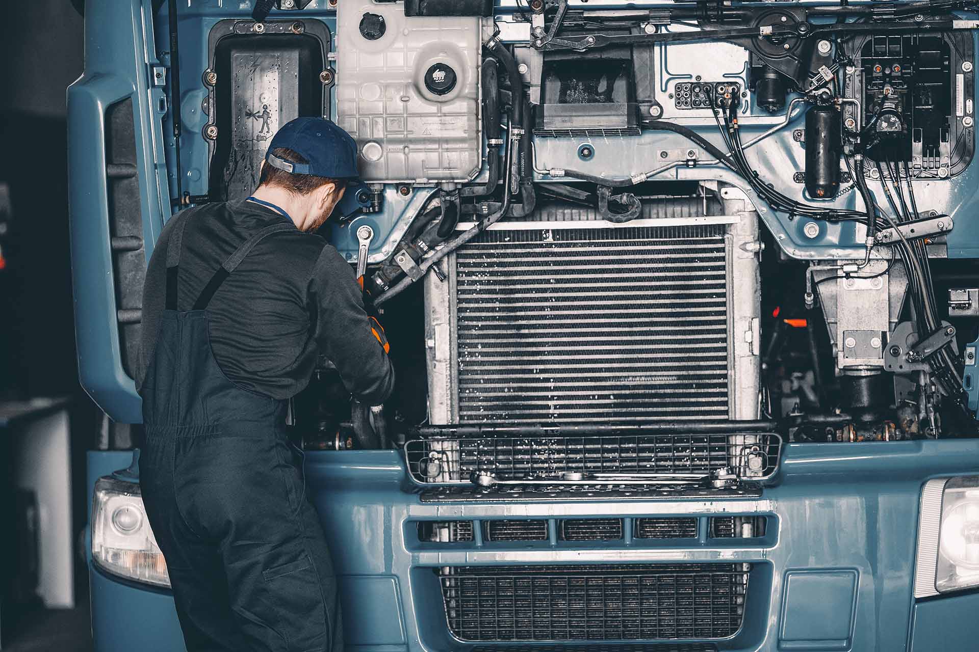 Truck Coolant Repair in Clearwater, FL | Blackwater