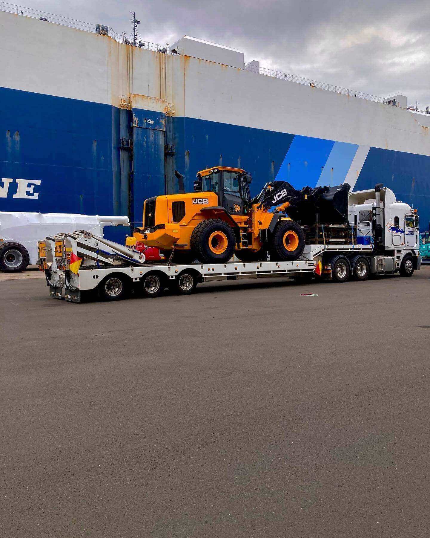 Wharf Cartage - AGM Heavy Haul | Freight Haulage Solutions