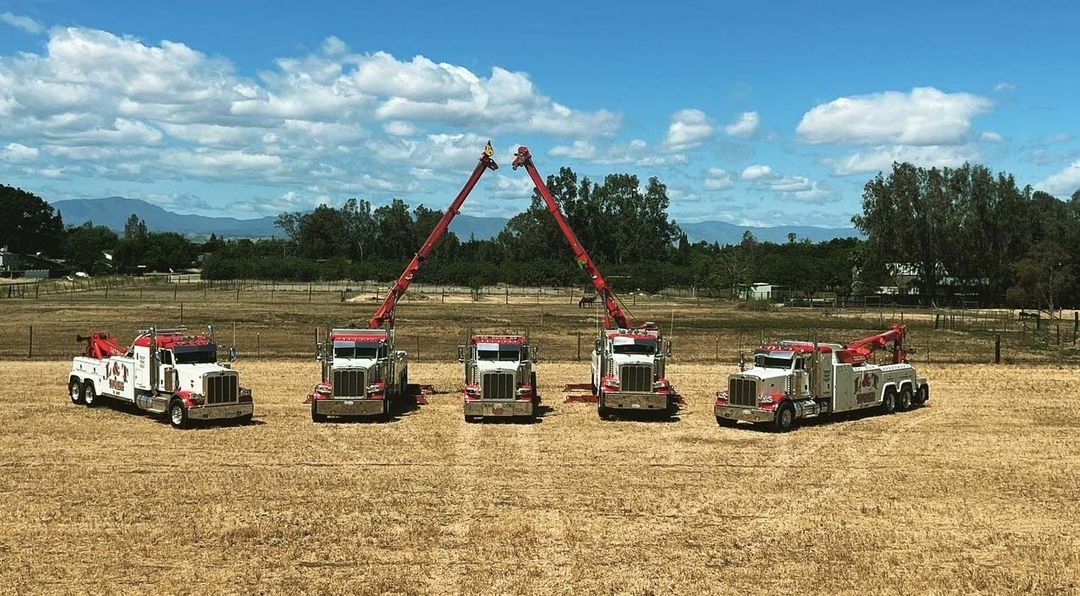 Our Towing Fleet Serving the Northern California I-5 Corridor - L & T ...