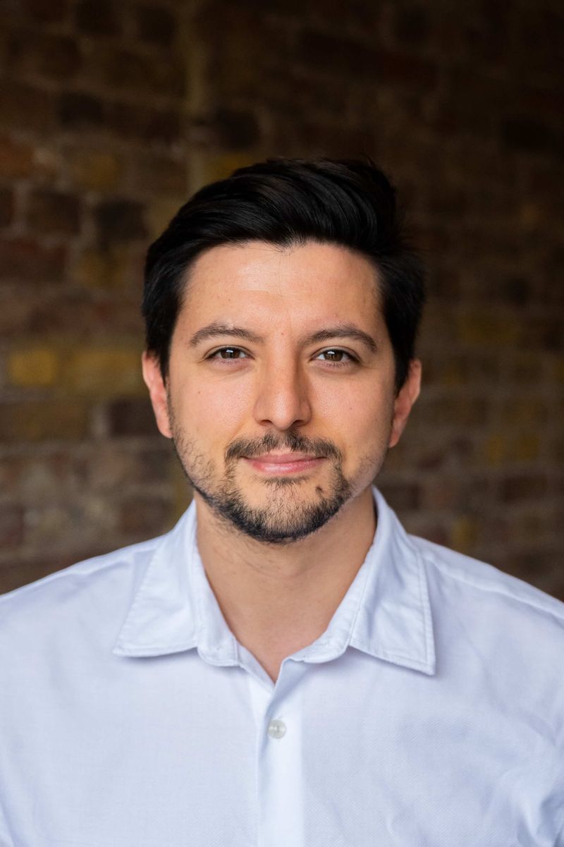 Contact | Rue Living