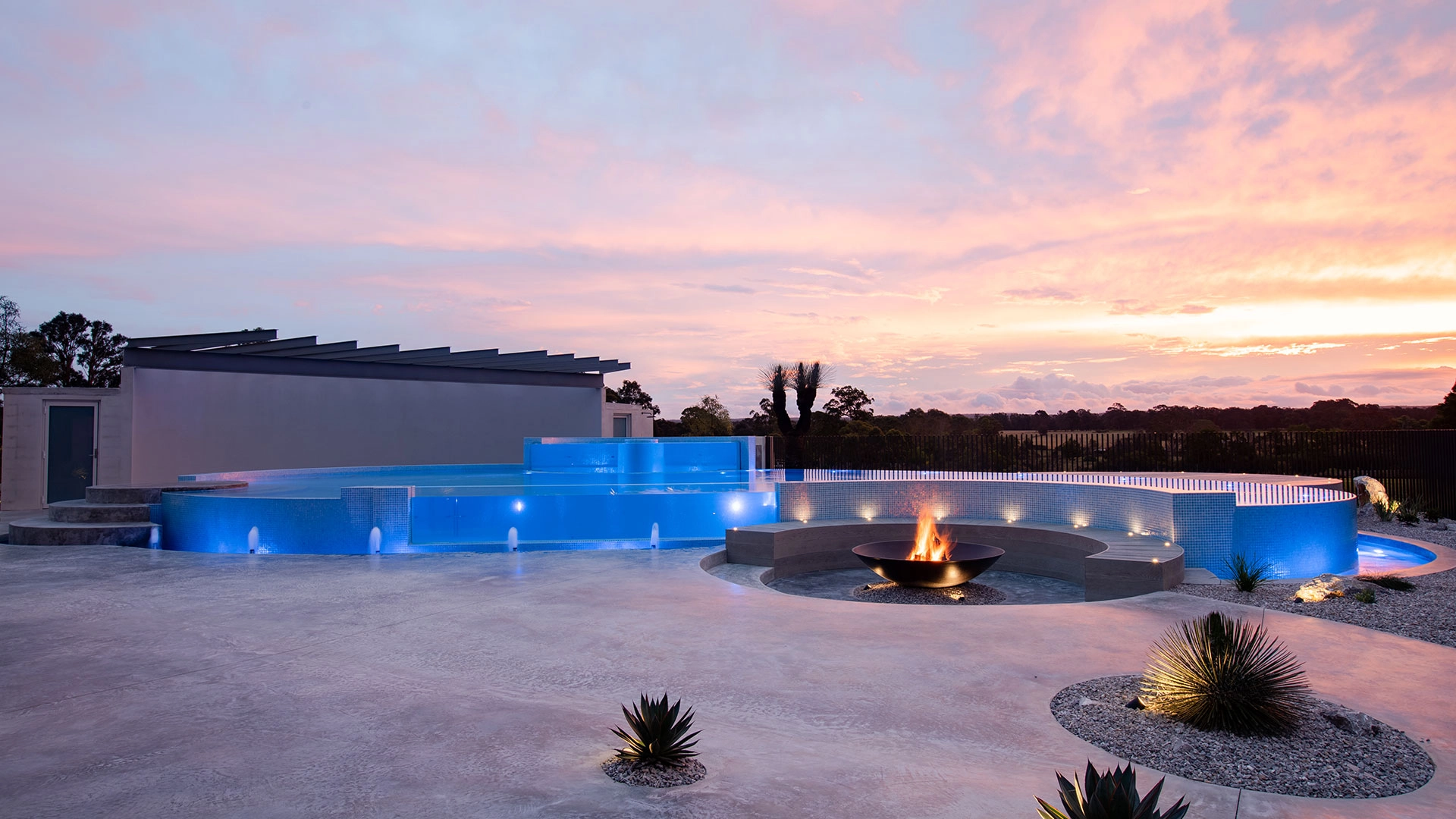Transform Pools and Spas | National Award-Winning Luxury Pool and Spa ...