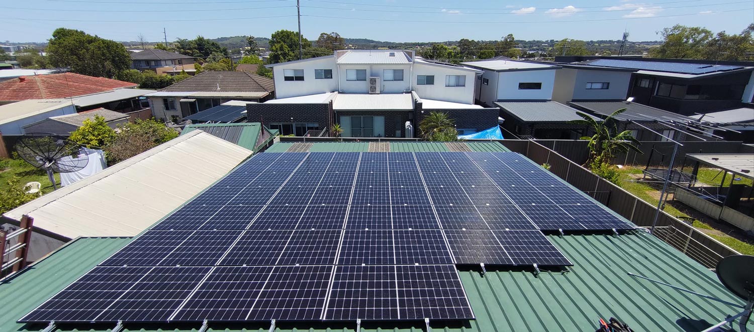 Joel saves $2,600 a year with his 10kW Yuma Energy solar system