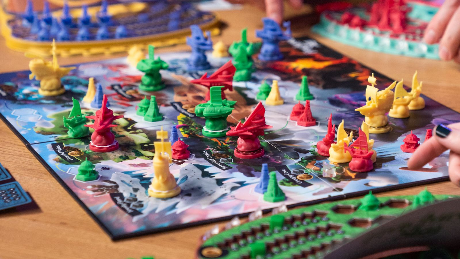 Fractured Sky — A new board game from IV Studio
