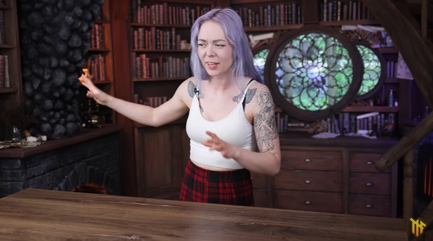 Major YouTubers “Nerdforge” uses VIVE Mars CamTrack to create her viral ...