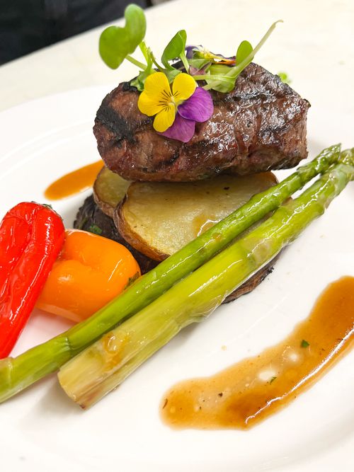 Plaza Le Rizz - View Our Delicious Food Gallery