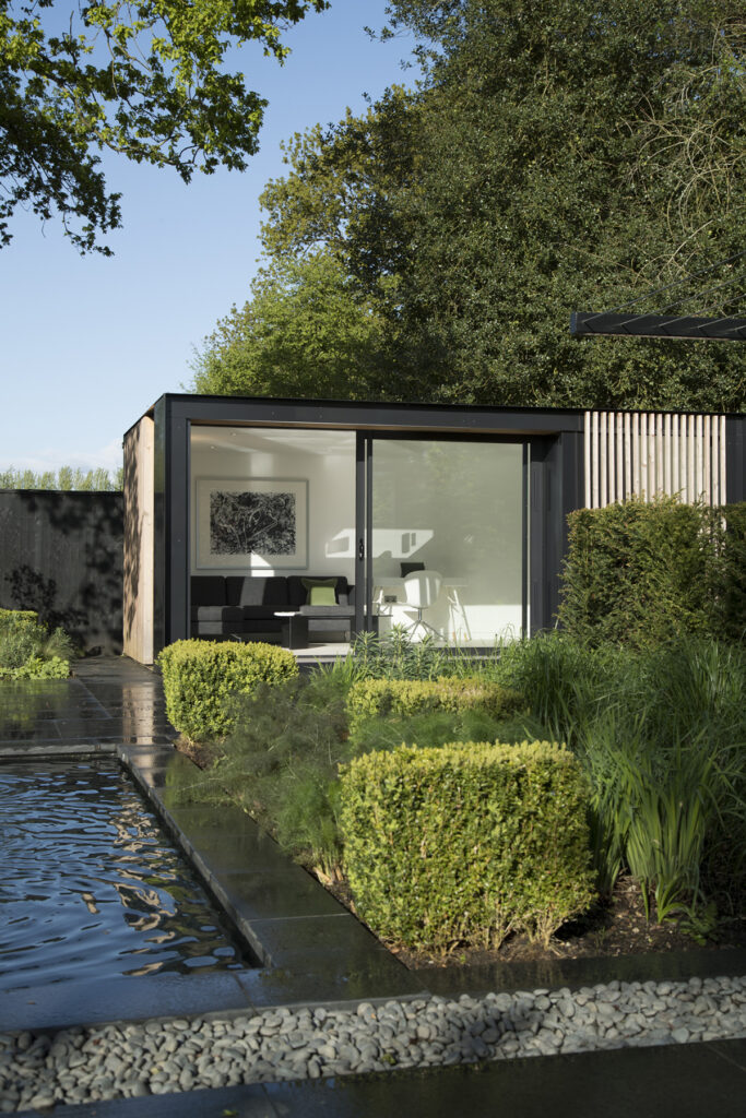 A Versatile Garden Pod in Surrey | Pod Space