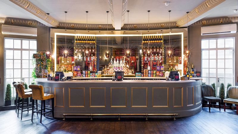 Food and Drink | 4 On Site Bars | Piccadilly Theatre