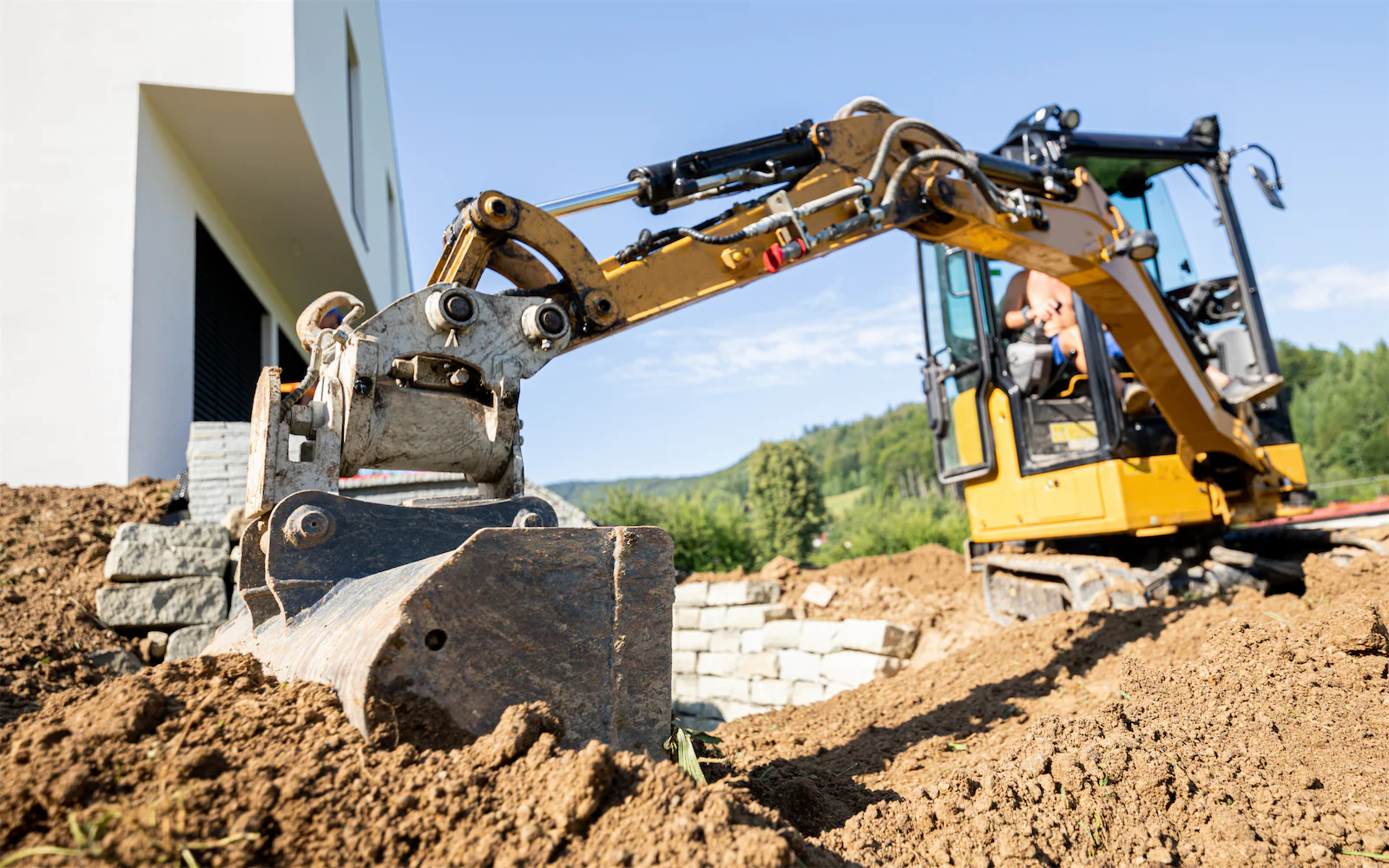 Siren Rentals - Heavy Equipment Rentals, party rentals, and trailer ...