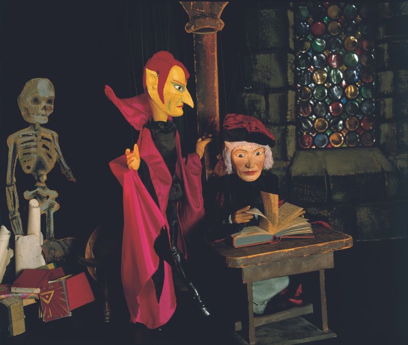 Doktor Faust | Augsburger Puppenkiste®