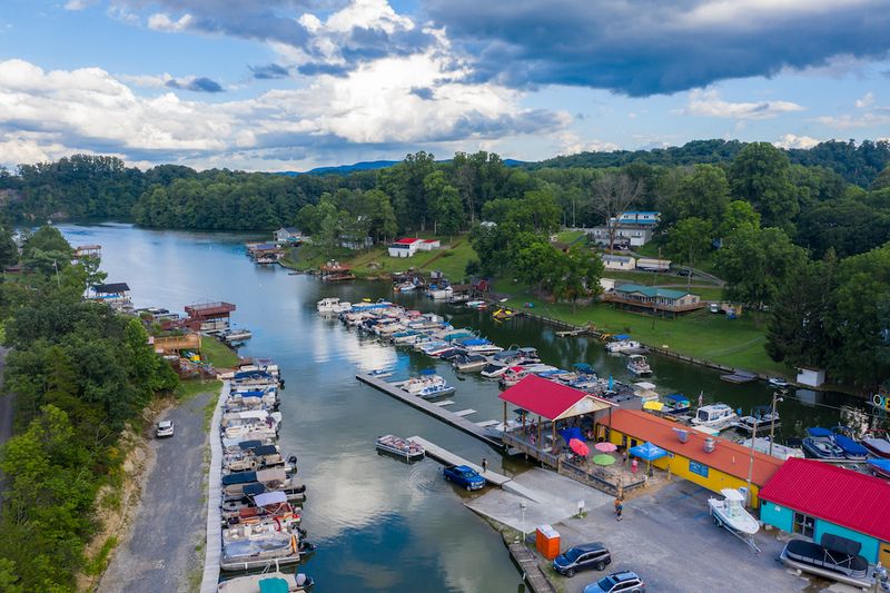 Explore - Visit NRV - Virginia's New River Valley - Find Your Ahhhhhhh ...