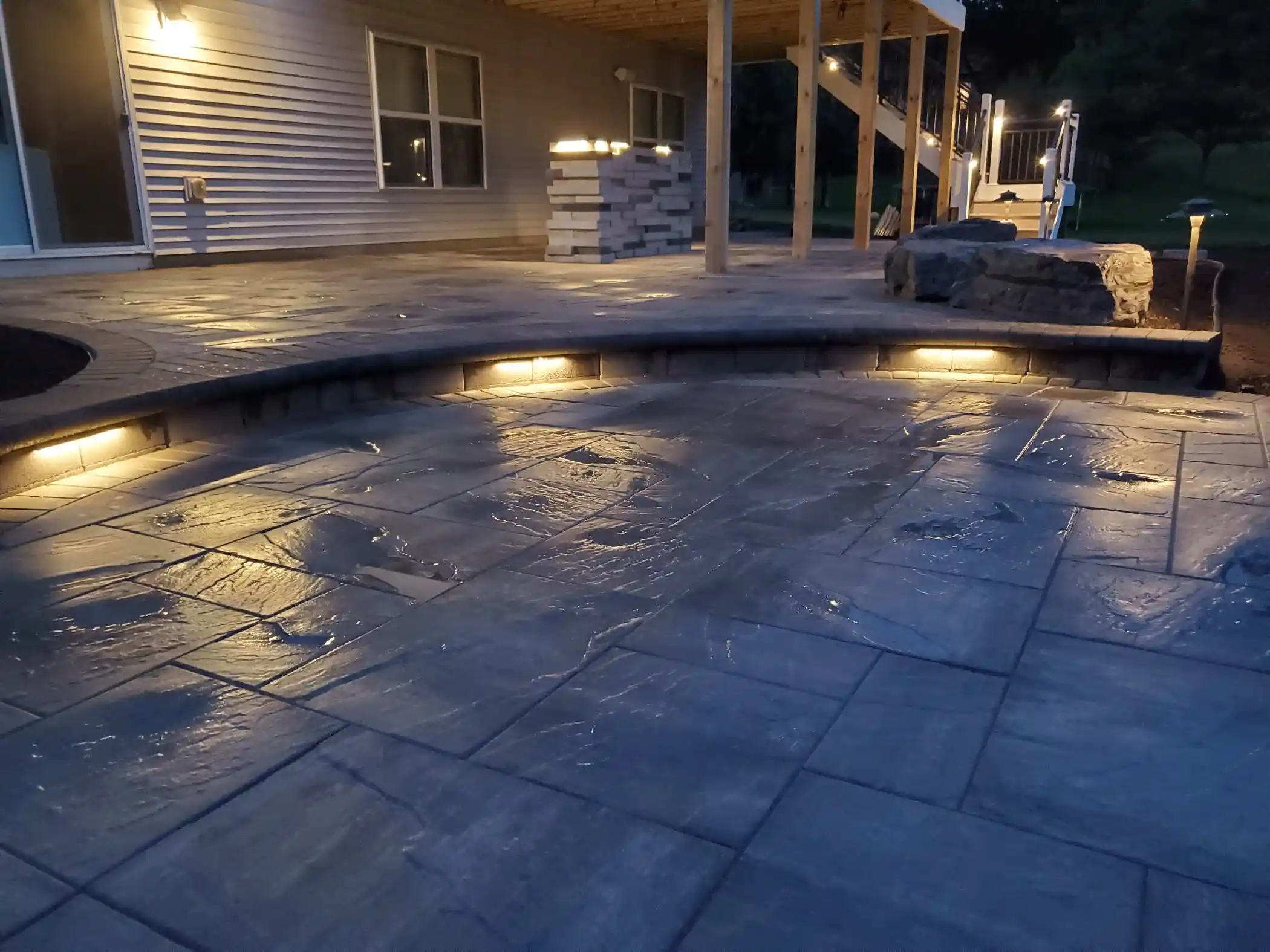 Outdoor Lighting Design & Installation near St Paul, MN