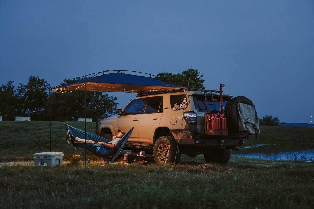 MoonShade • The simple portable ProMaster awning