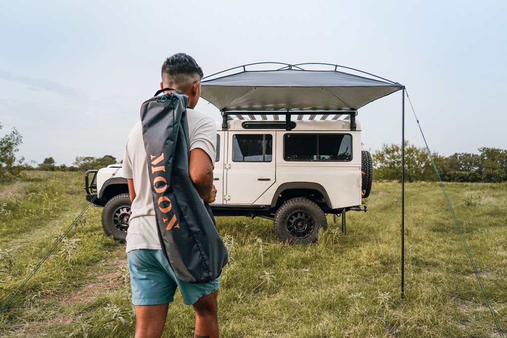 MoonShade • The simple portable awning for RVs