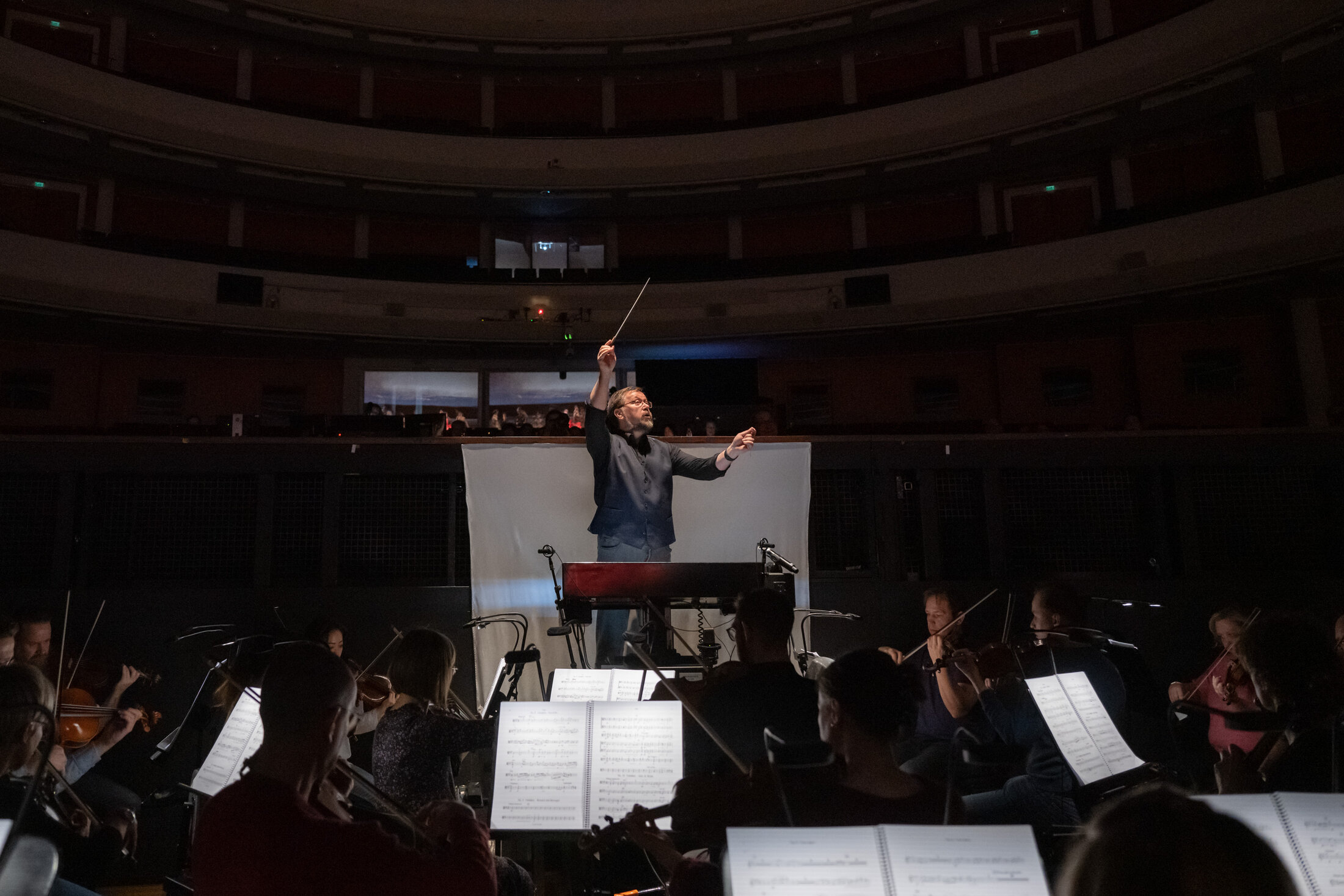 Photos | Conductor, Arranger, Orchestrator & Pianist Gavin Sutherland