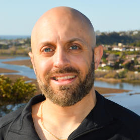 Our Leadership | Craveworthy Brands