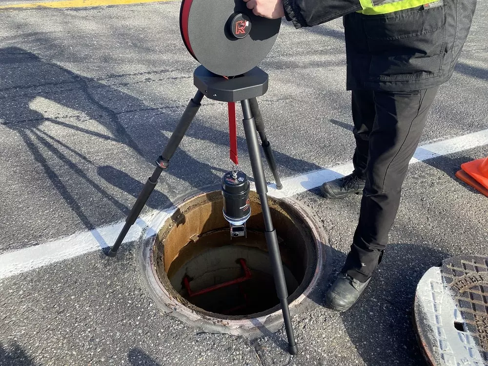 5 Reasons to Use an Inspection Camera for Manhole Inspection