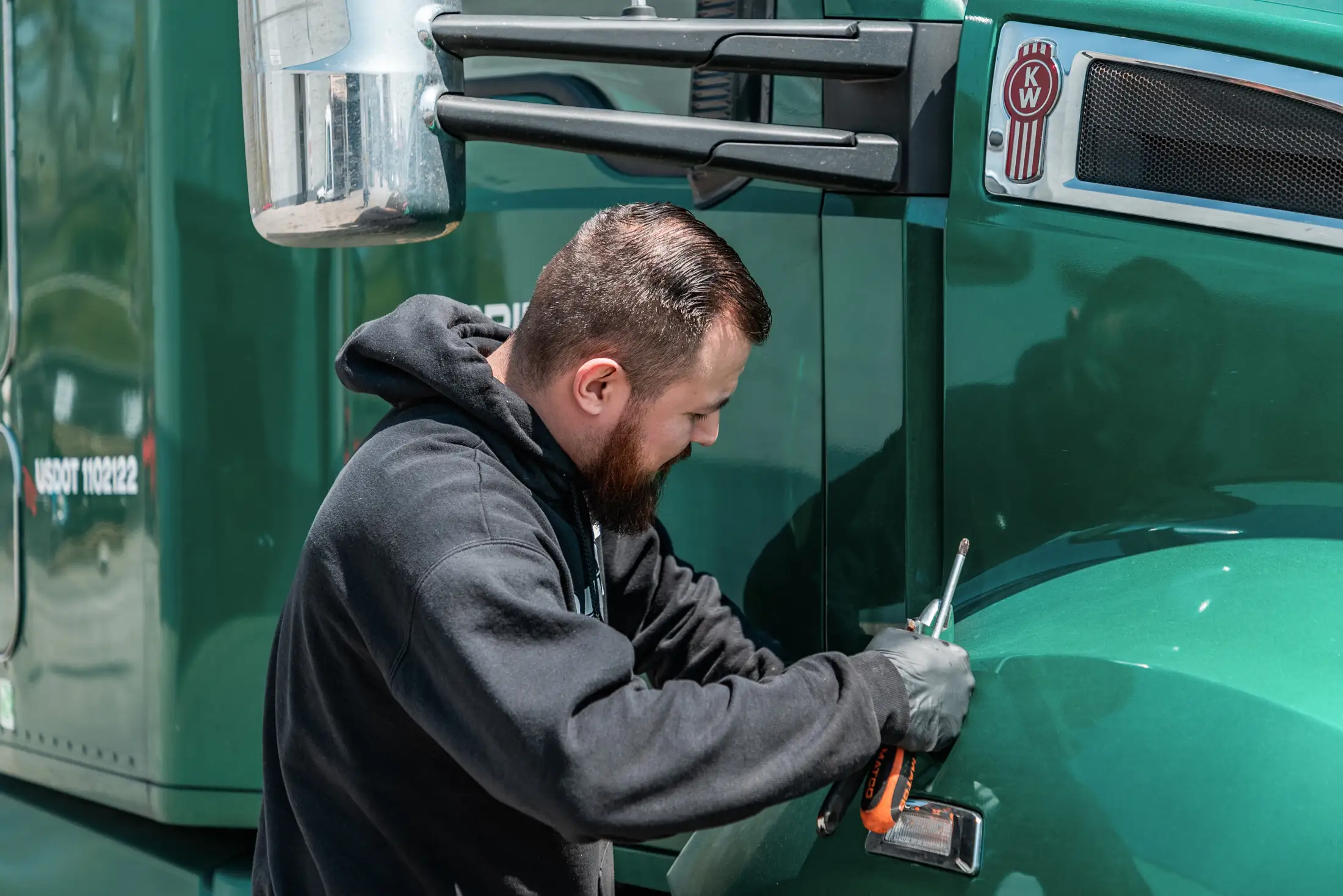 DOT Inspection in Chicago, IL | Connect Truck Center