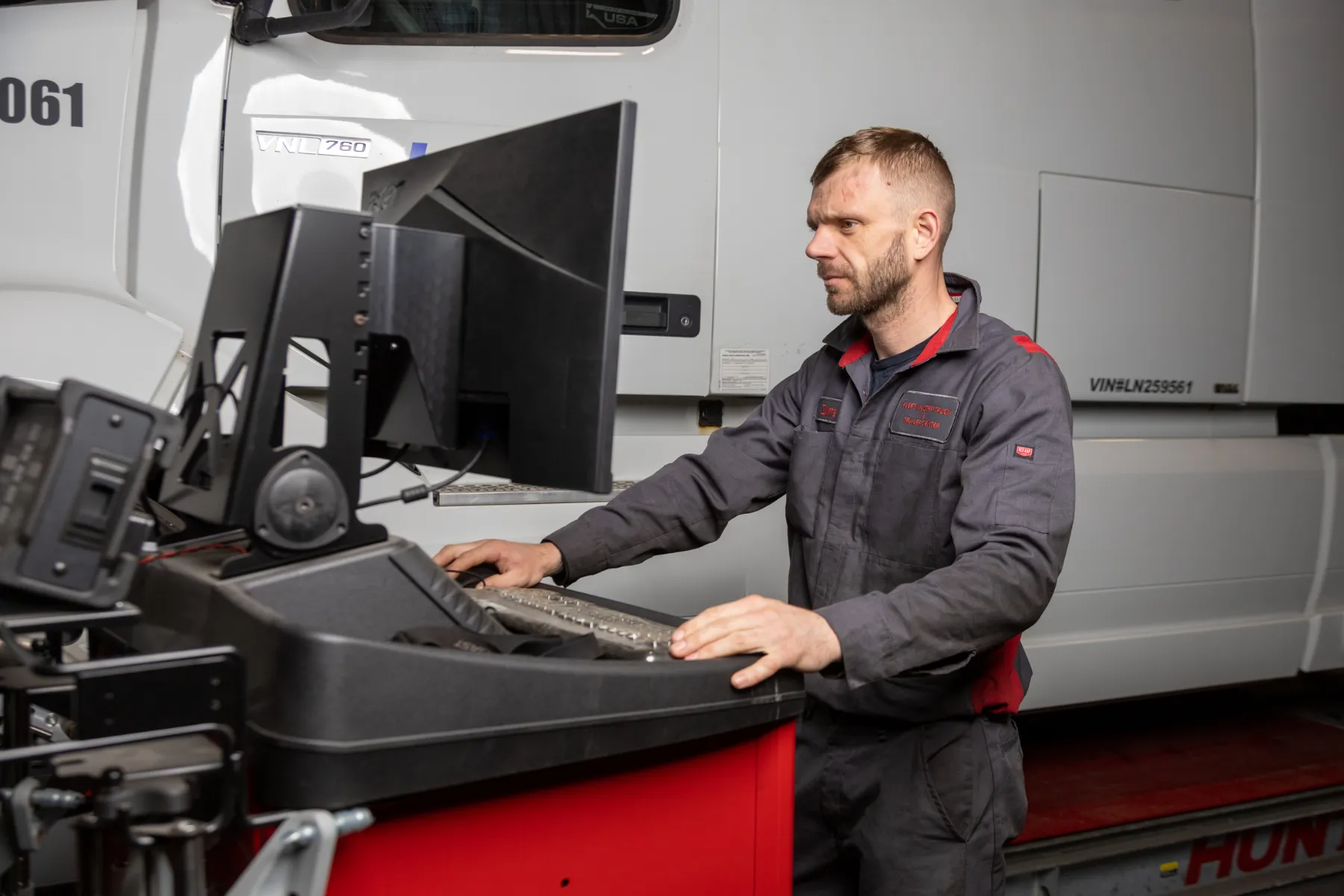 Truck Computer Diagnostics in Bedford Park, IL | FMTR