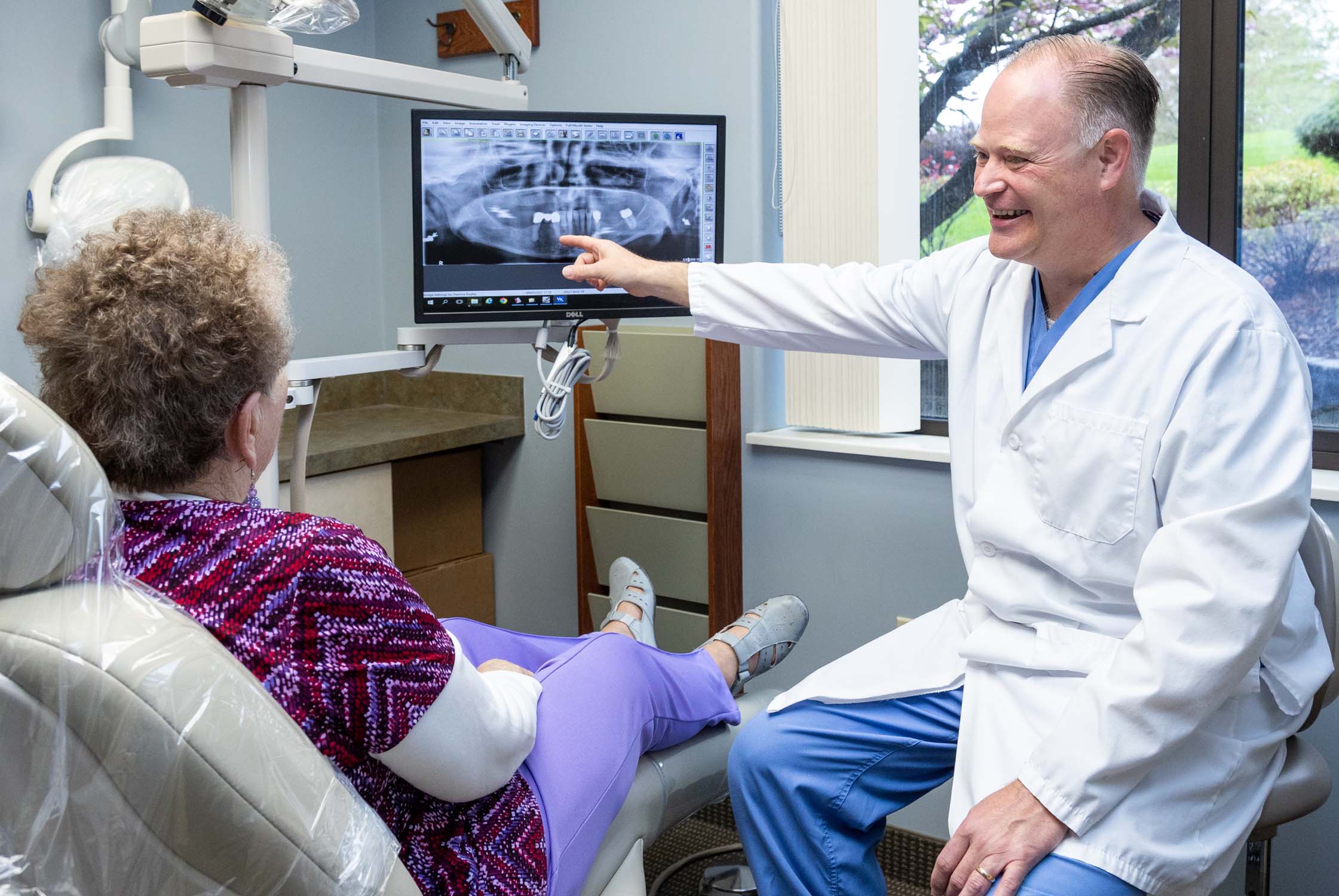 Learn About Max H. Molgard Jr., DDS, FACP