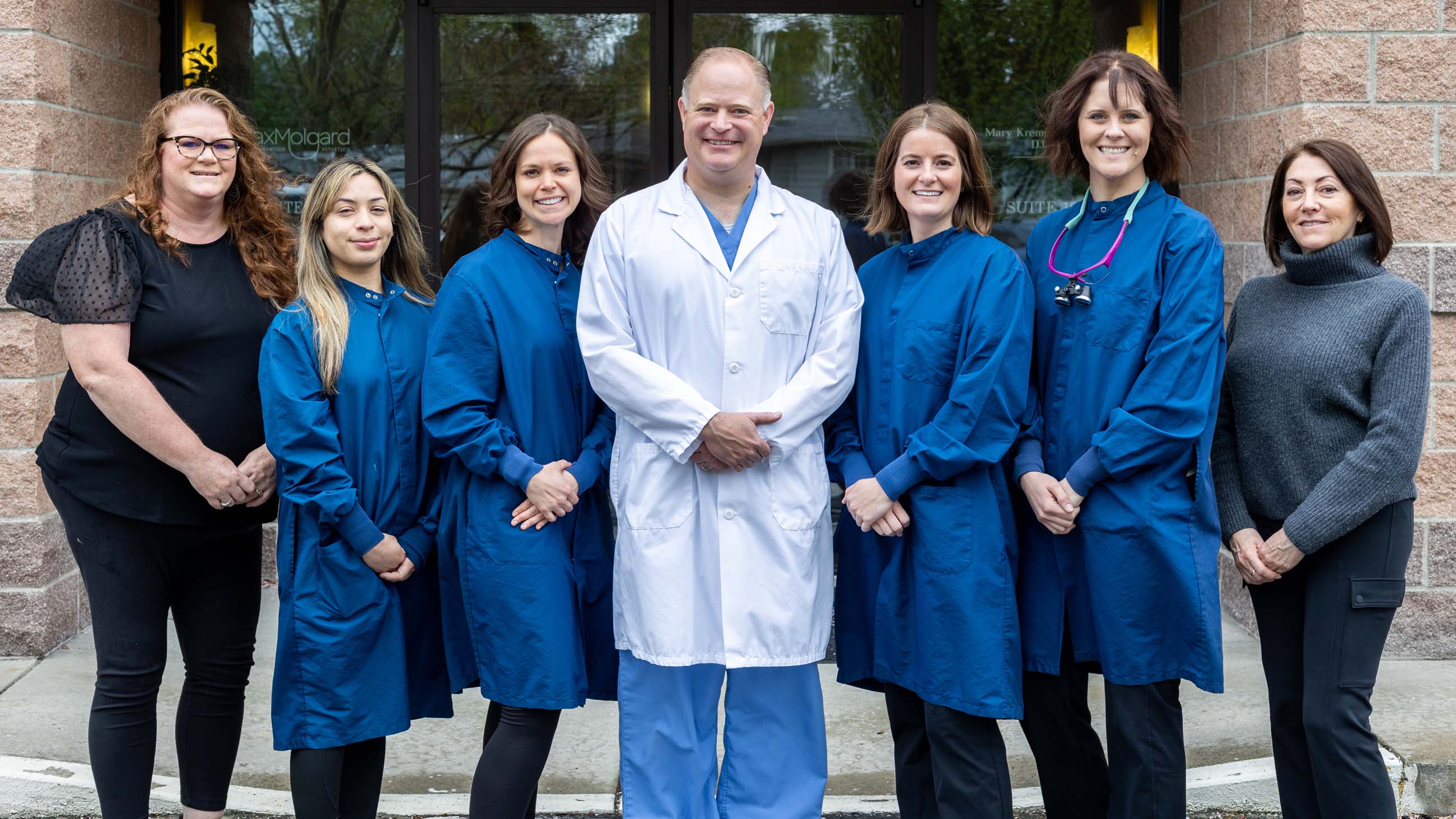 Learn About Max H. Molgard Jr., DDS, FACP