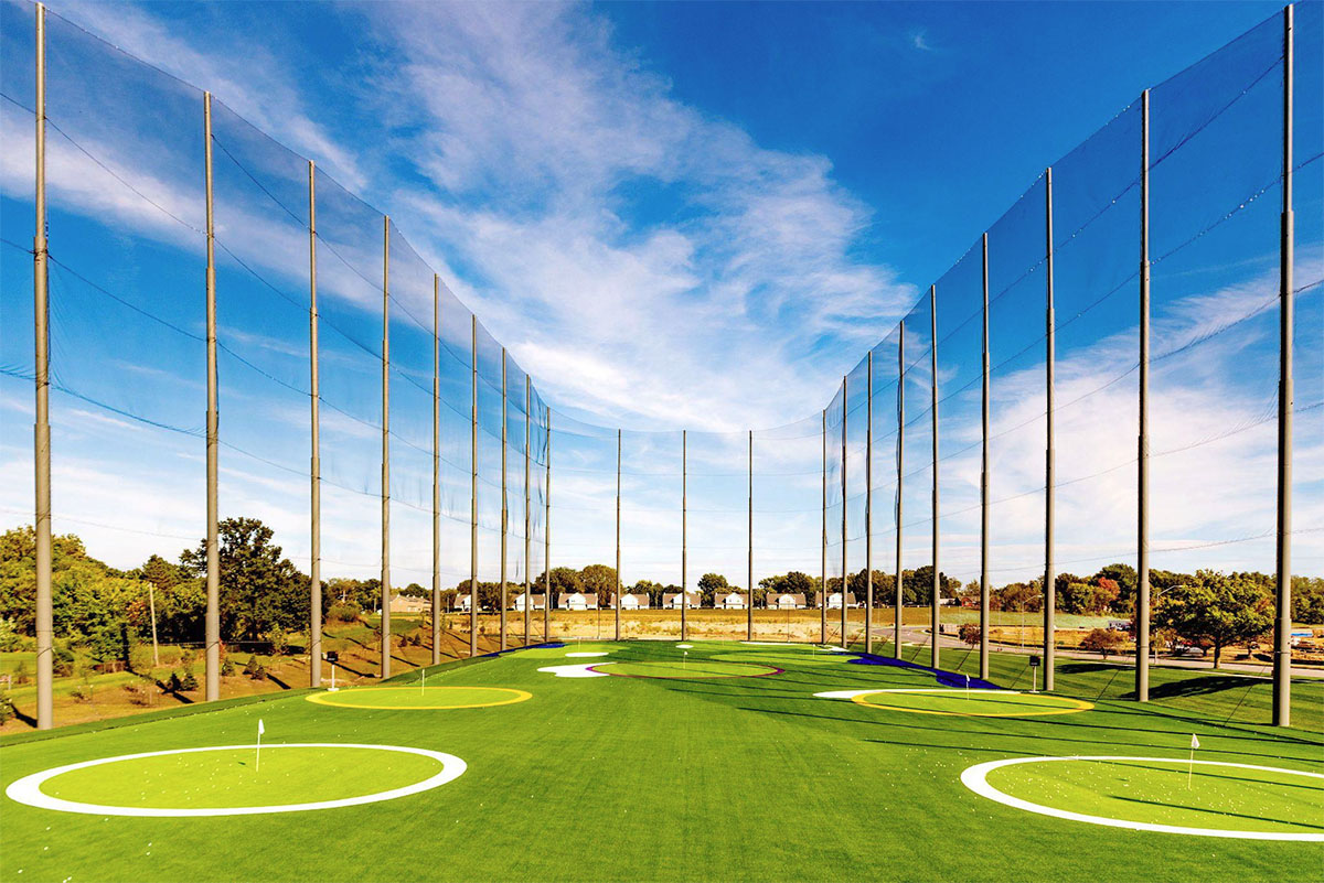 Metro North Crossing | Entertainment