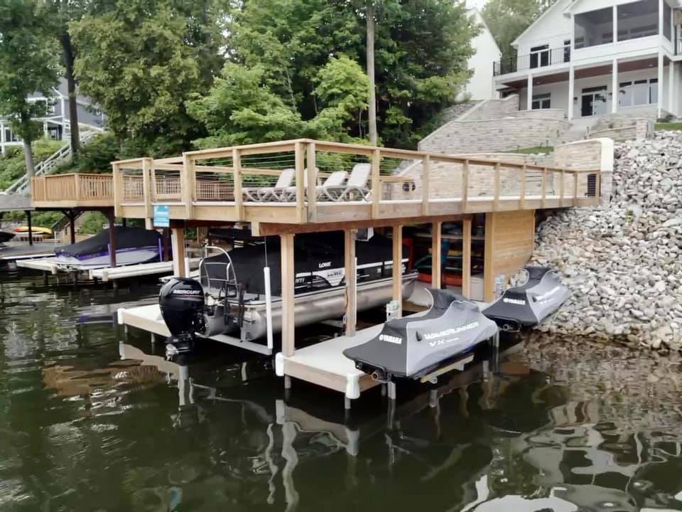 Custom Docks-Vondersaar Construction