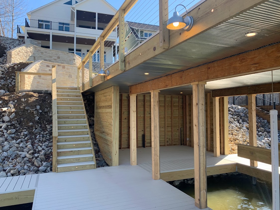 Custom Docks-Vondersaar Construction