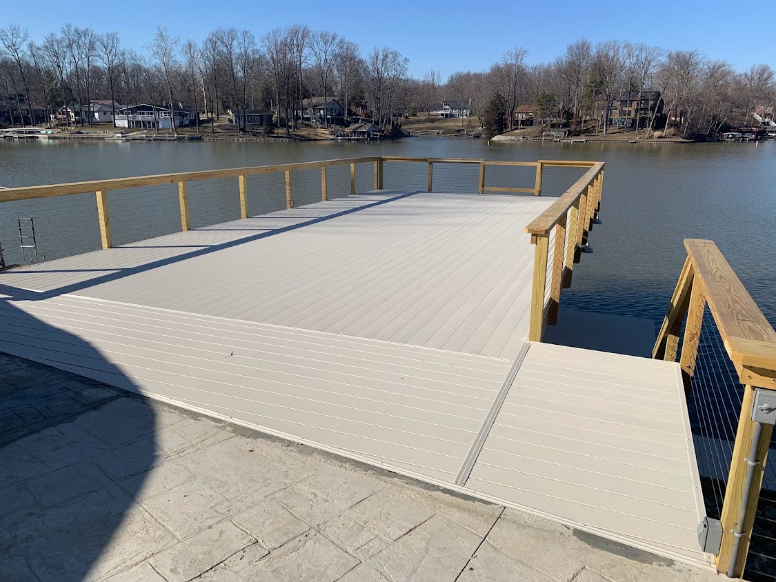 Custom Docks-Vondersaar Construction