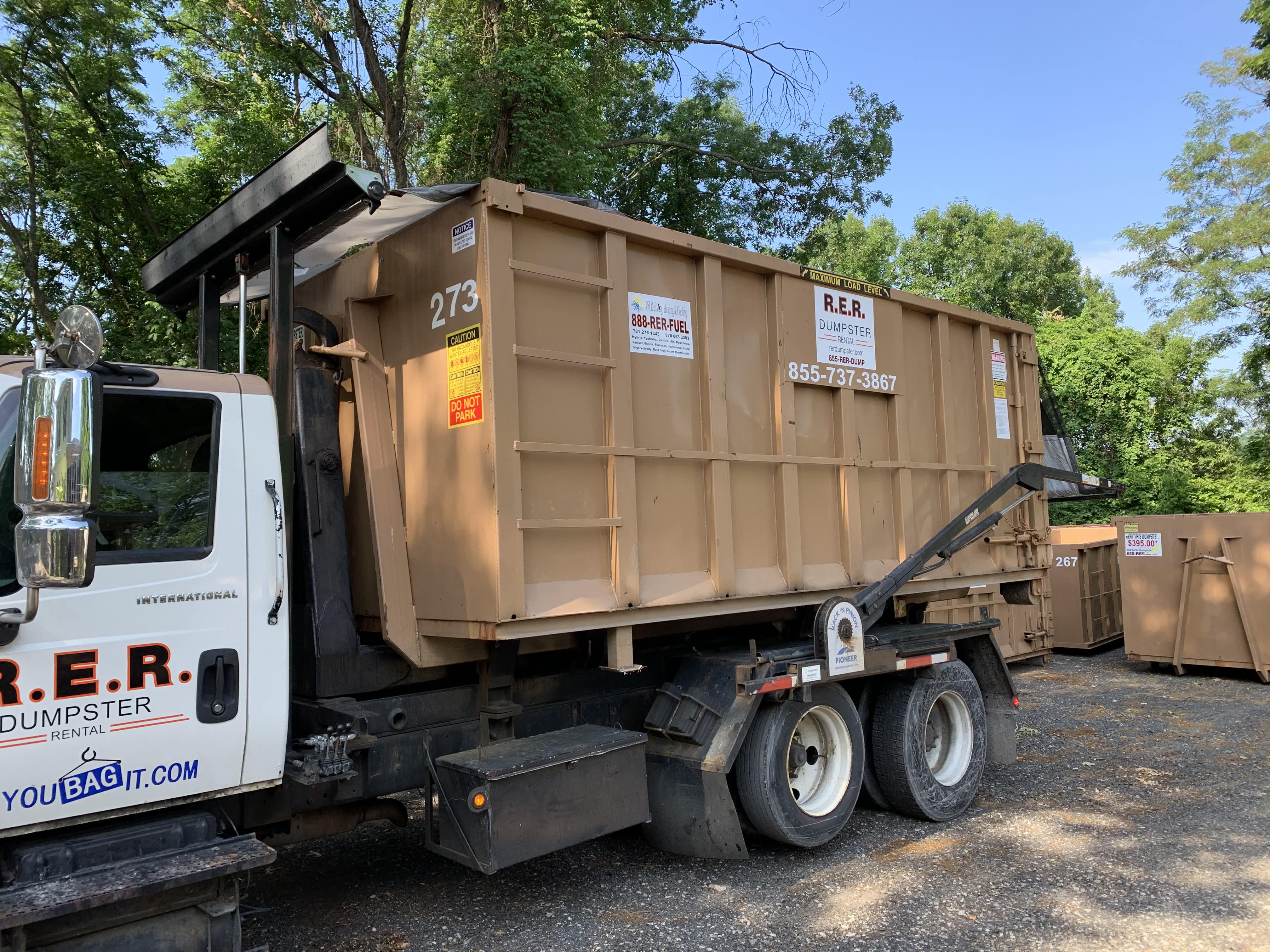R.E.R Dumpster | Dumpster Services | Dumpster Bag Sales & Services