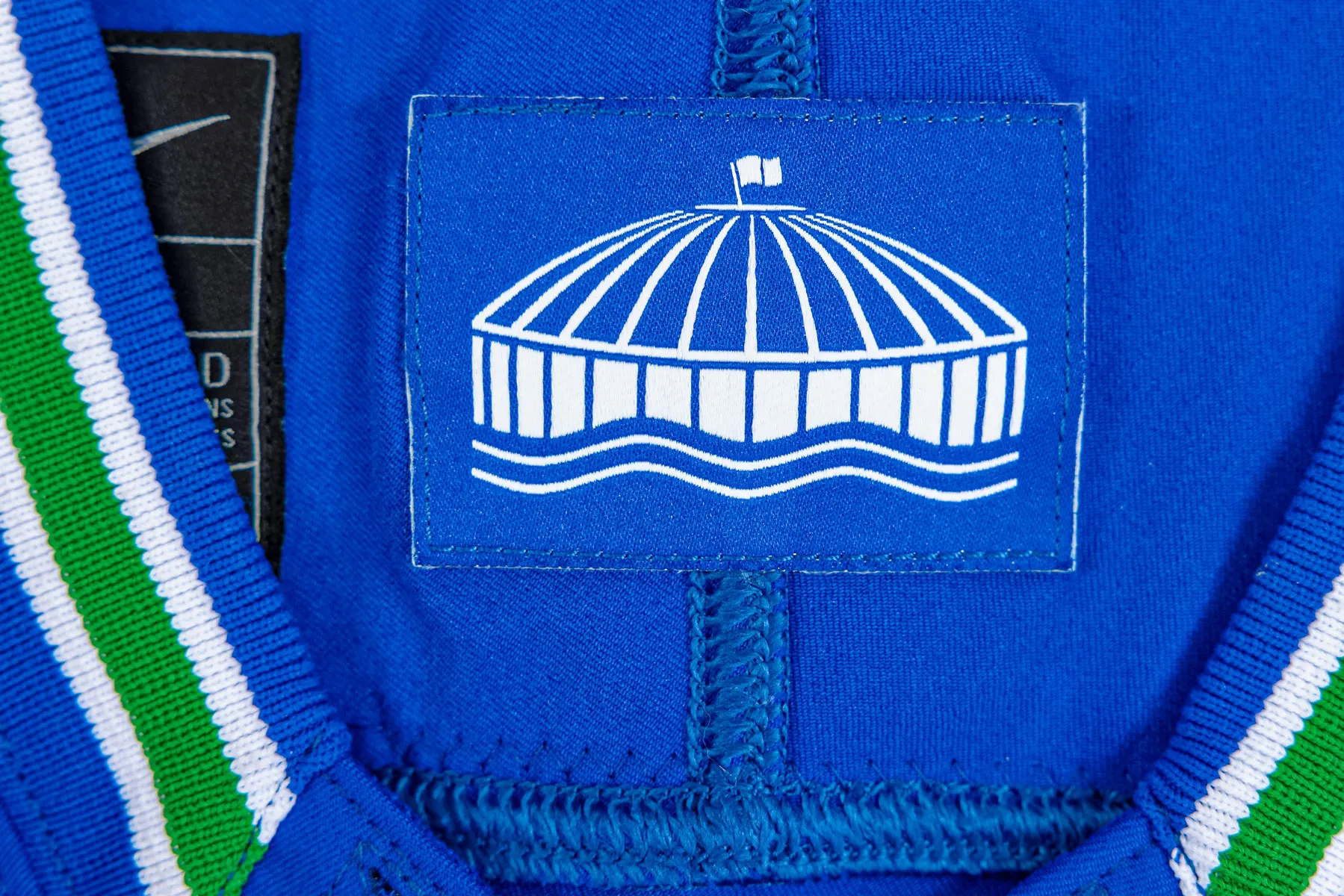 Seattle Seahawks - Throwback Uniforms