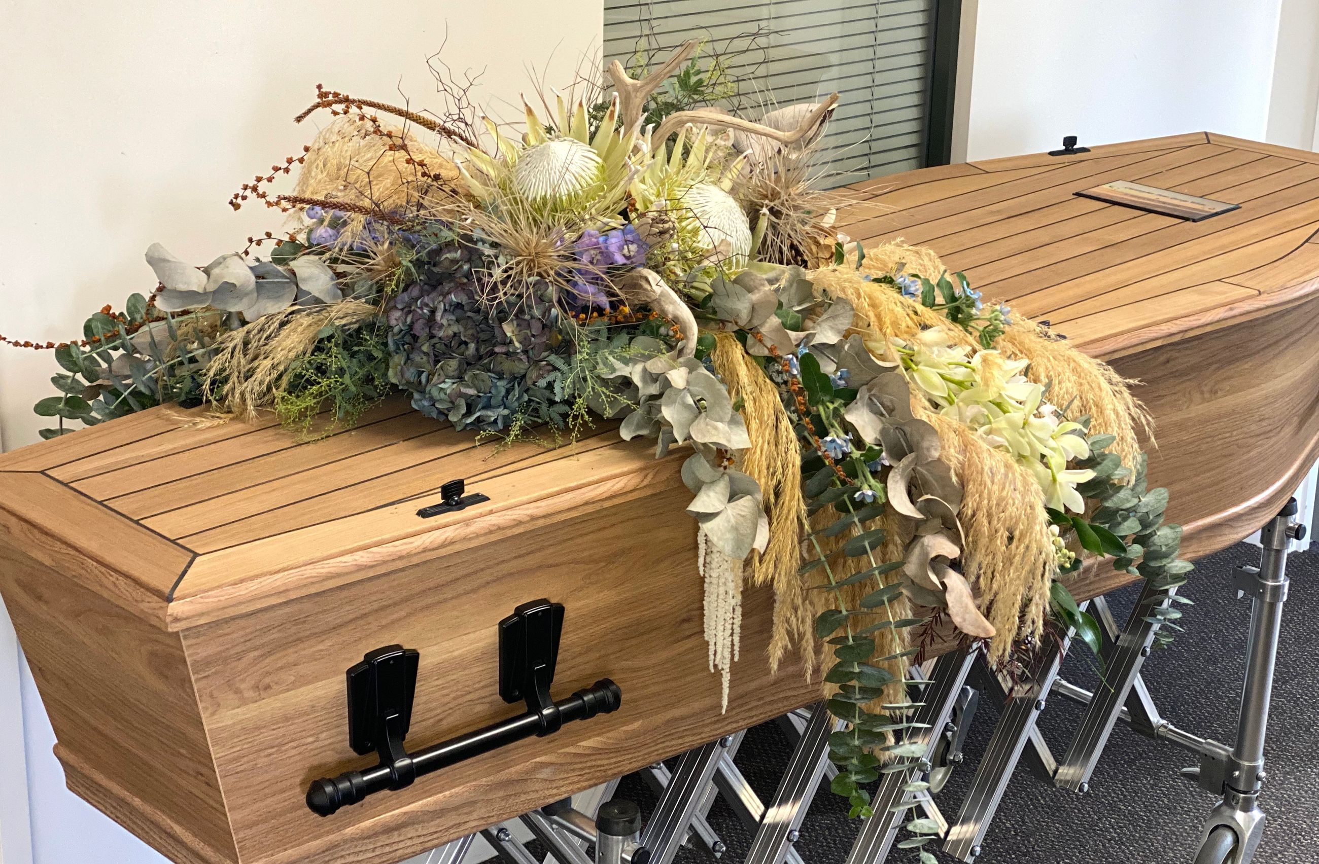 Caskets, Coffins, & Urns | Hibiscus Funeral Services - Honoring Your ...
