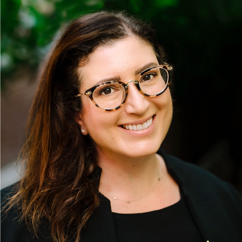 Erika Warren — Warren Kash Warren