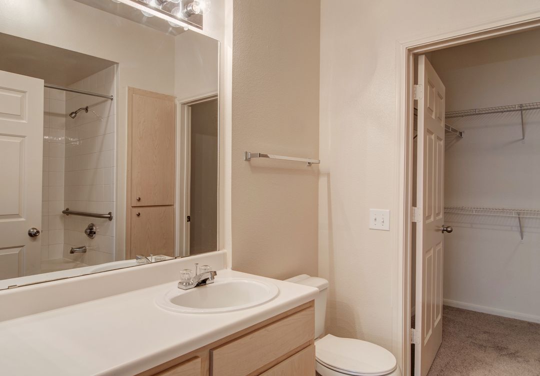 Apartment La Porte - La Porte Apartment for Rent | Seville Place